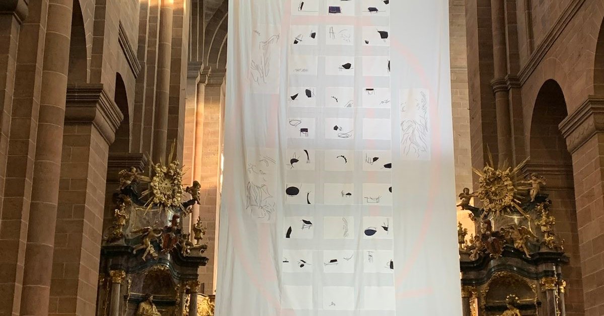 Das Fastentuch im Ganzen betrachtet | Treffpunkt am Dom Bistum Mainz