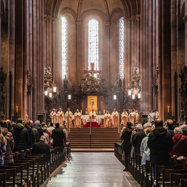 Mainzer Dom: Geschichte, Architektur und lebendige Kirchenmusik im ...
