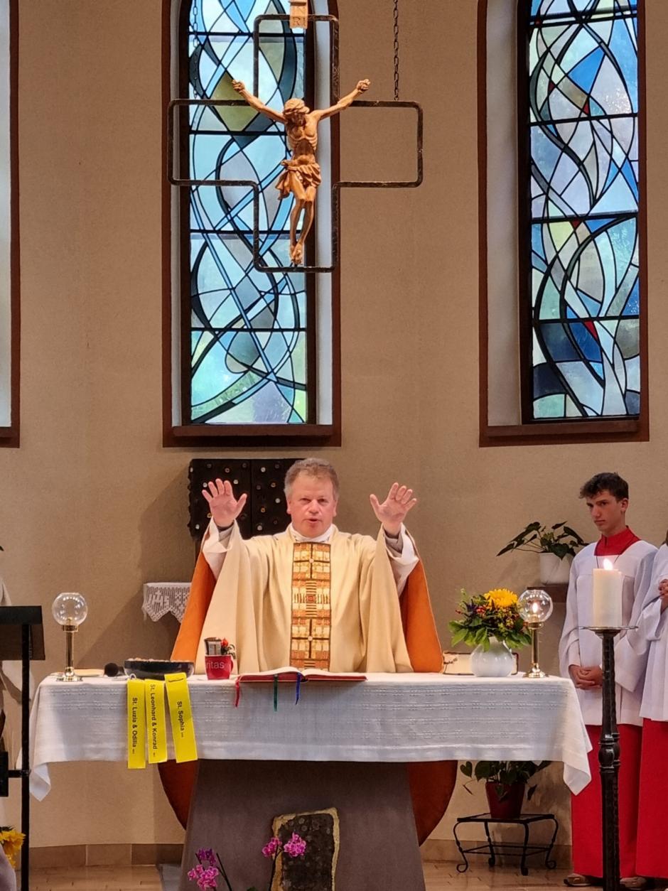 Mit viel Elan nahe bei den Menschen im Odenwald Pfarrei St. Sophia Erbach