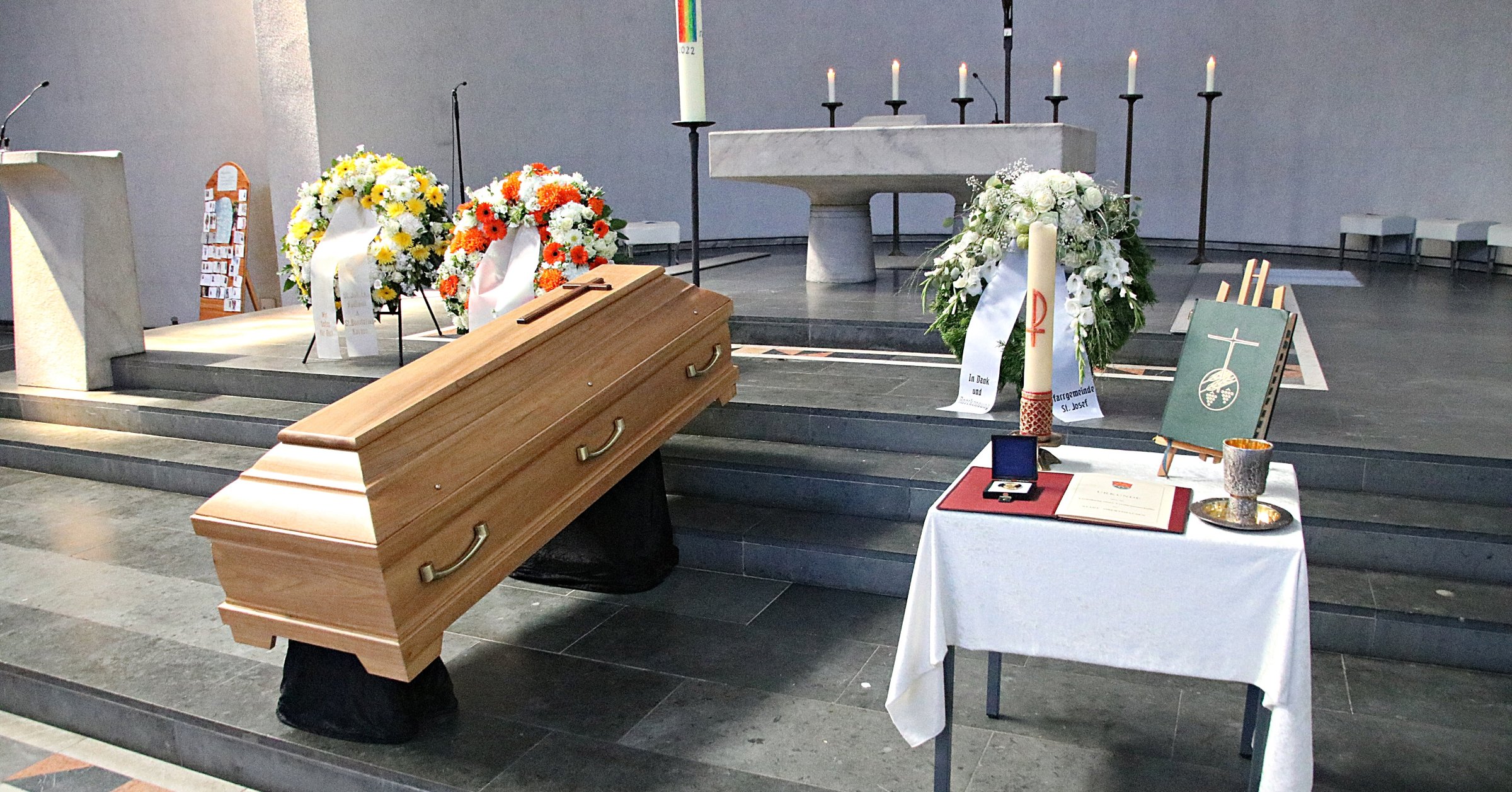 Beisetzung Pfarrer Koenig | Pfarrei St. Josef Hausen