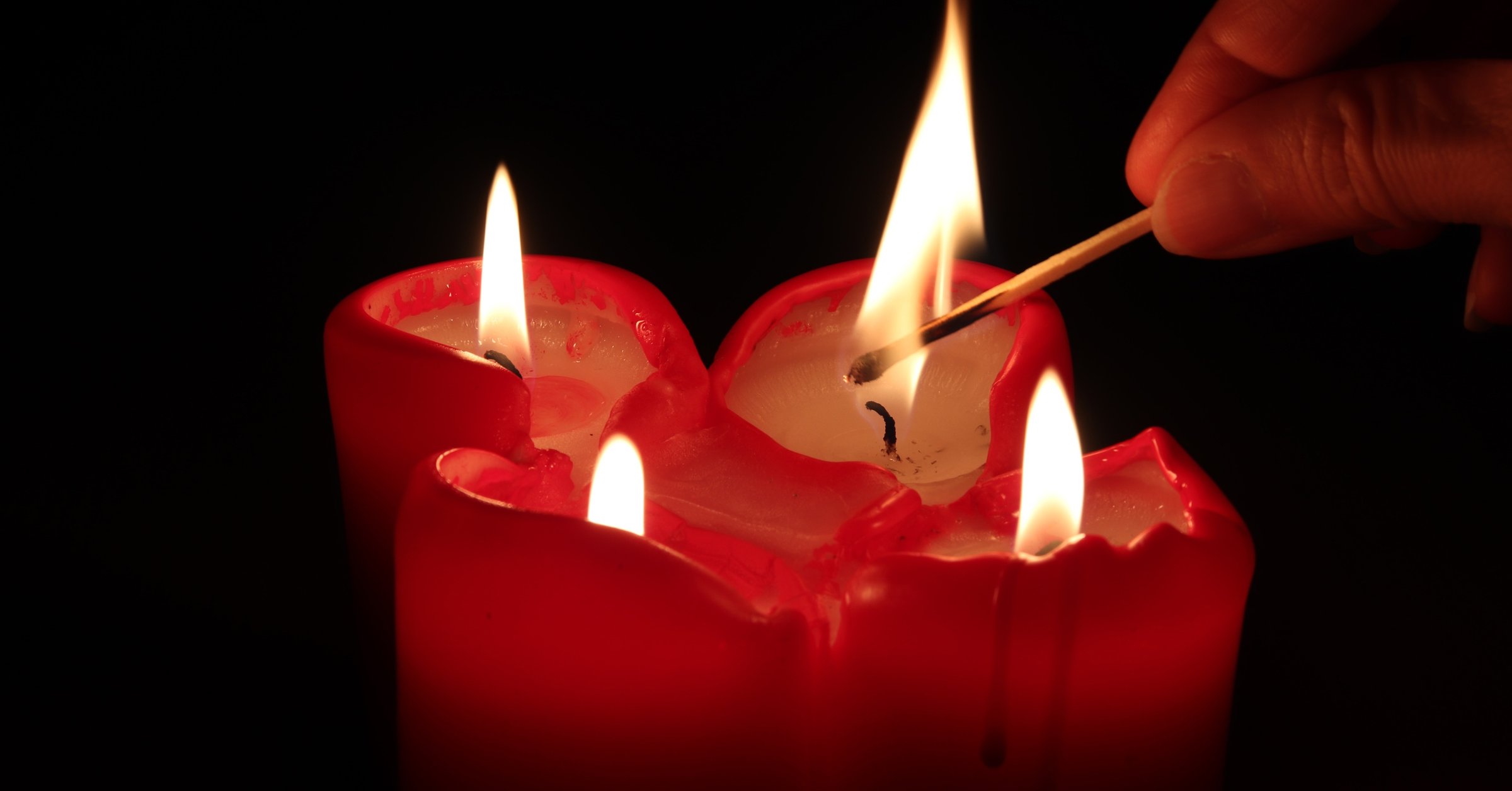 Vier Kerzen im Advent - die vierte Kerze brennt! Katholische Kirche in ...