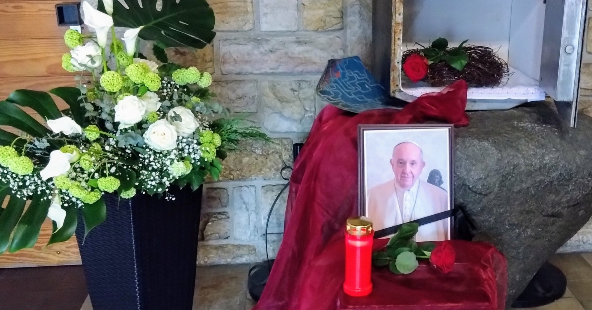 Wir trauern um Papst Franziskus Pfarrei St. Bonifatius Goddelau