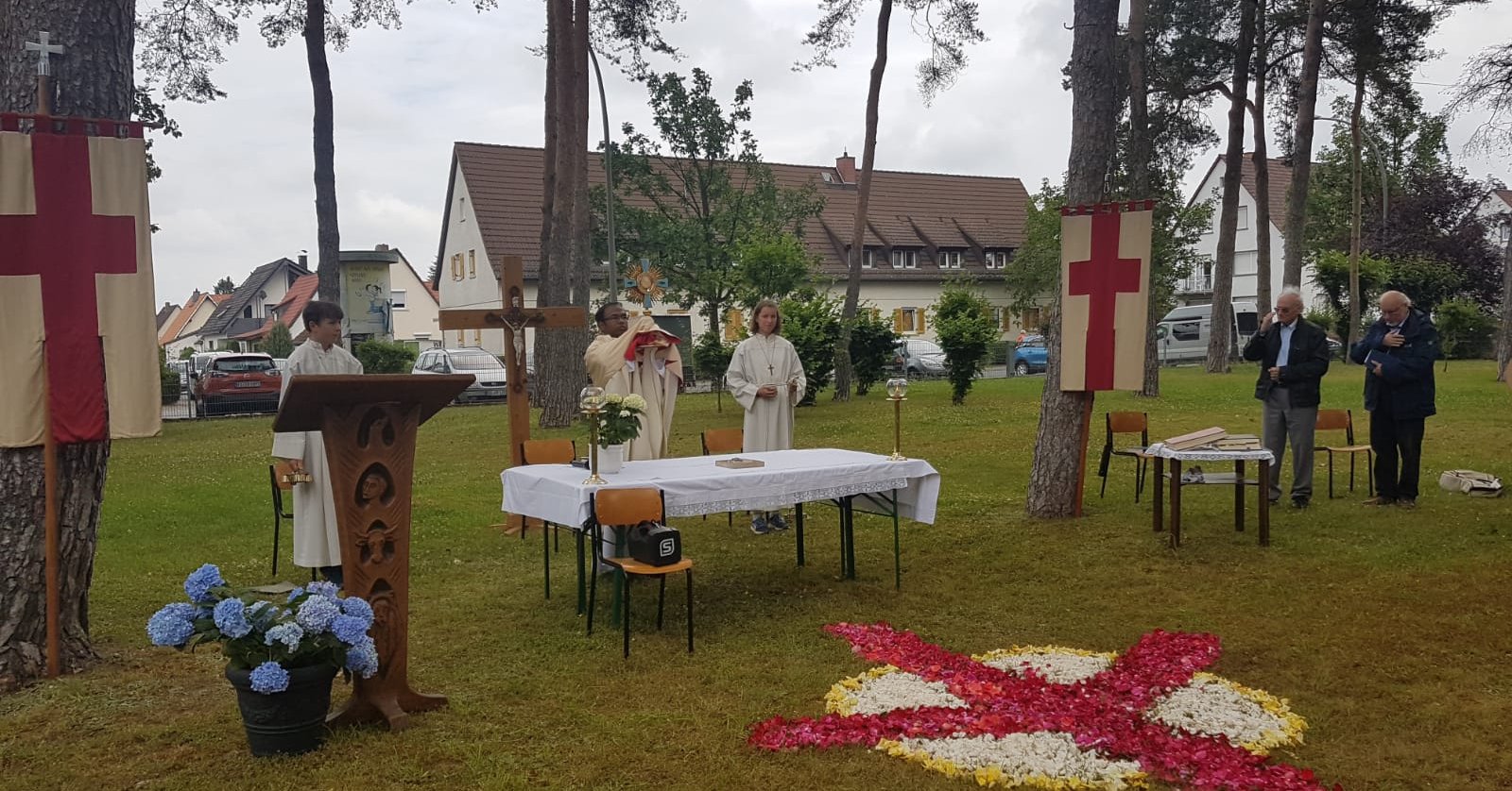 Elegantes Rsselsheim Nachrichten Aktuell Bilder