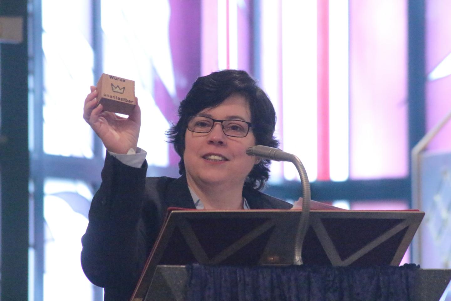 Stephanie Rieth würdigte Gemeindereferentin Giselinde Geis ...