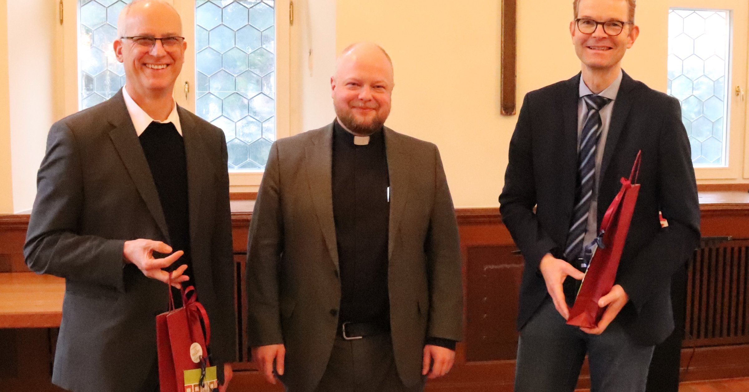 Domkapitular Eberhardt als Personaldezernent verabschiedet ...
